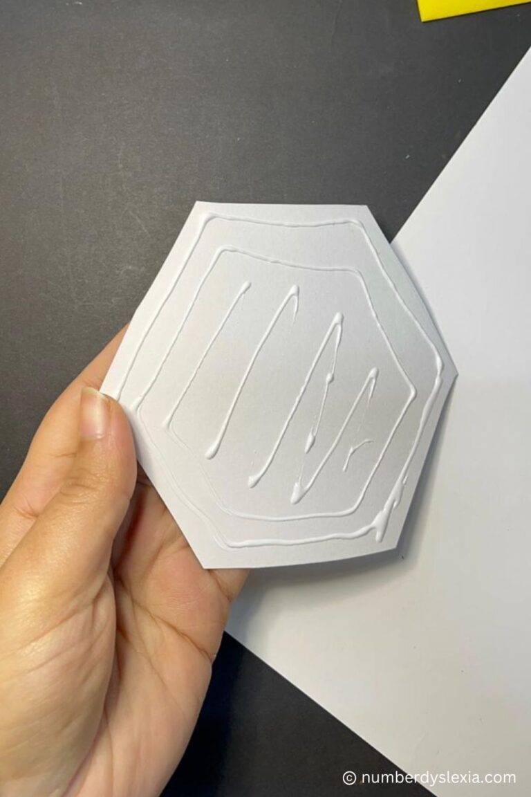 DIY Craft: Easy Construction Paper Pen Stand - Number Dyslexia