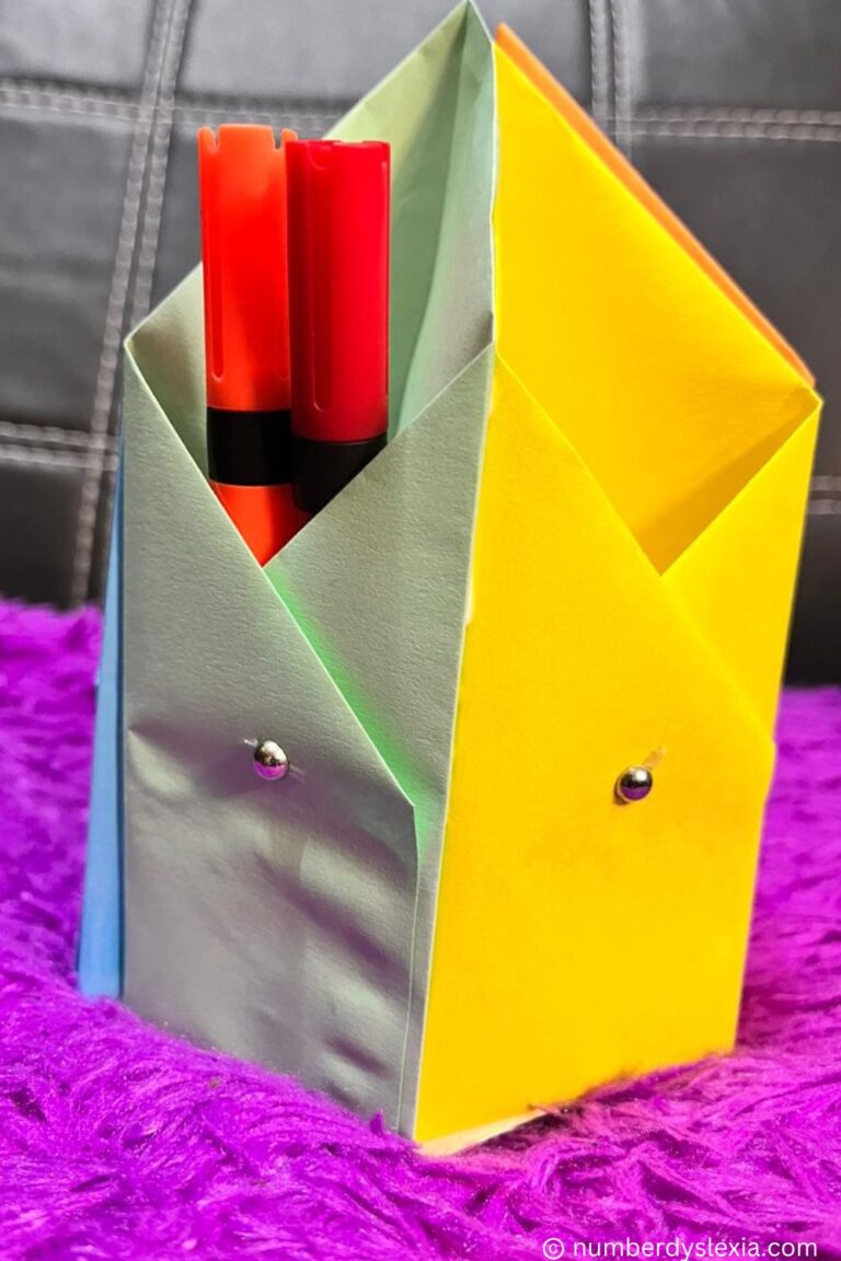 DIY Craft: Easy Construction Paper Pen Stand - Number Dyslexia